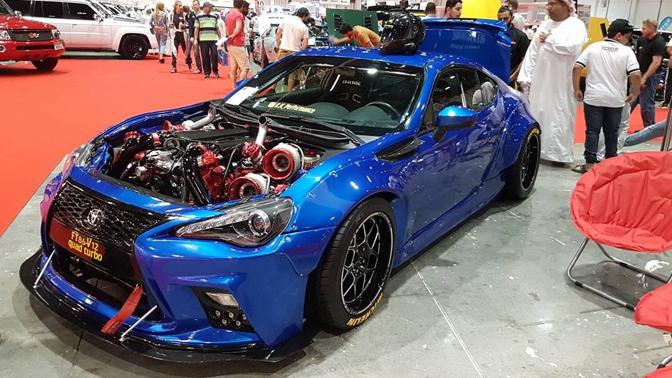 (foto/video) Nebunie totală! Arabii au făcut o Toyota GT86 cu motor V12 ...