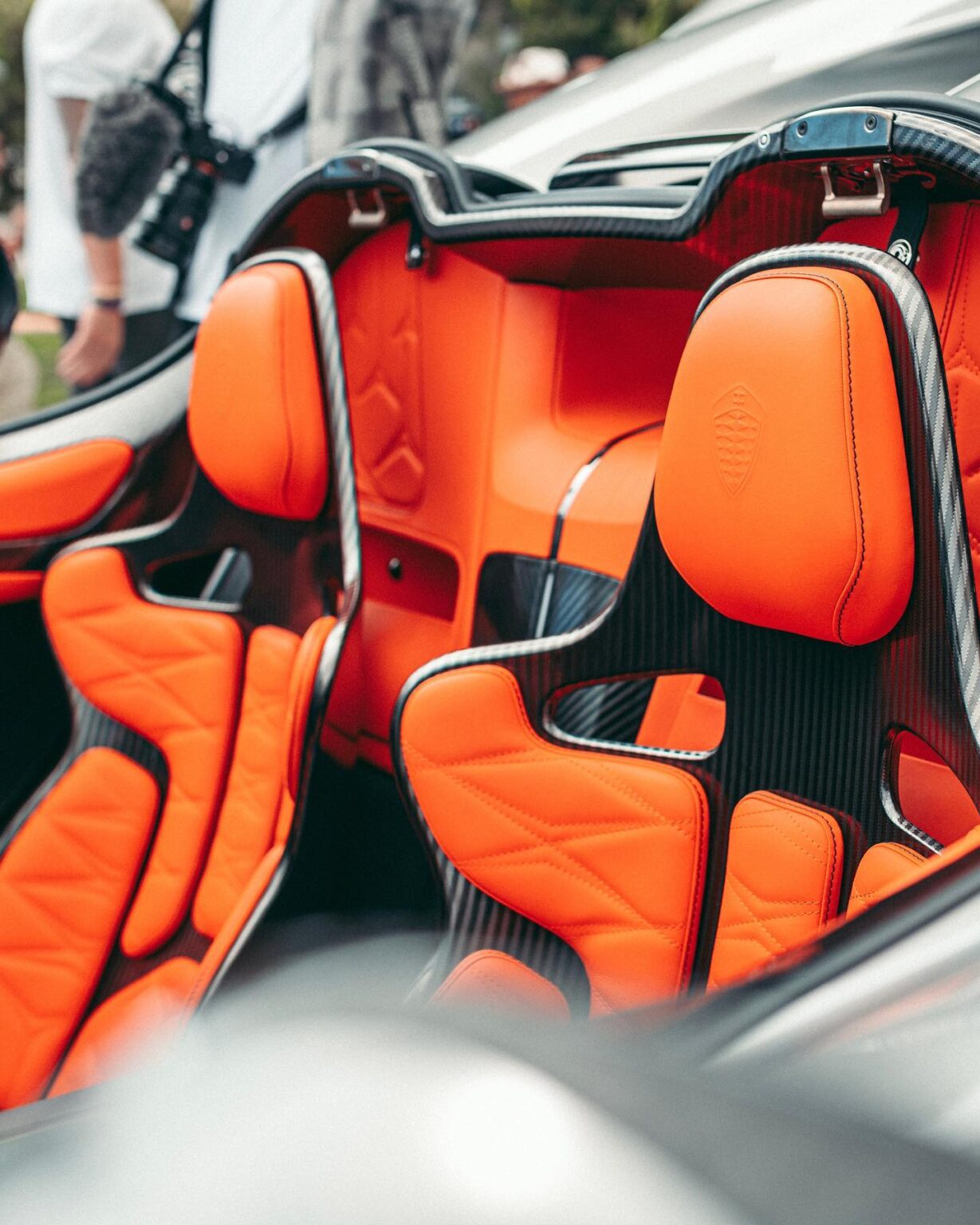 (video) Premieră la Pebble Beach: Modelul aniversar Koenigsegg CC850