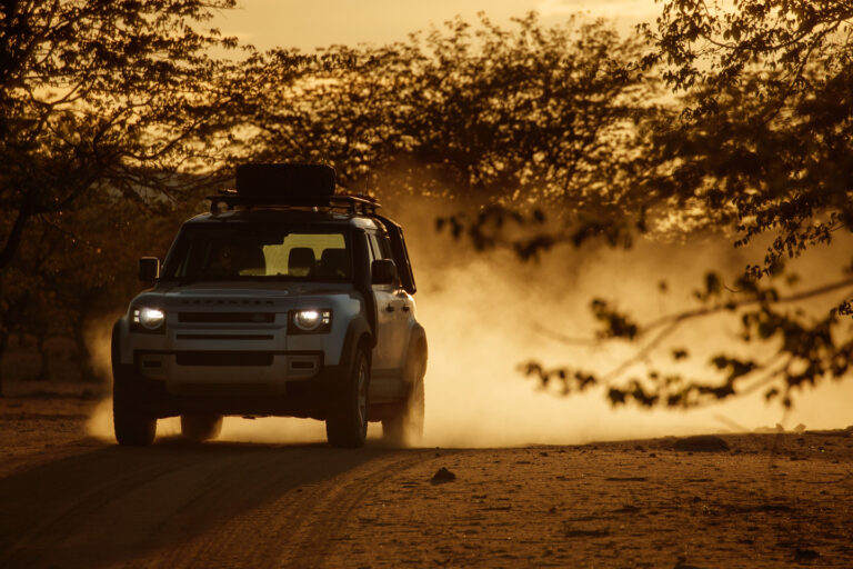 (video) Noul Land Rover Defender în Namibia! Imagini pe care trebuie să ...