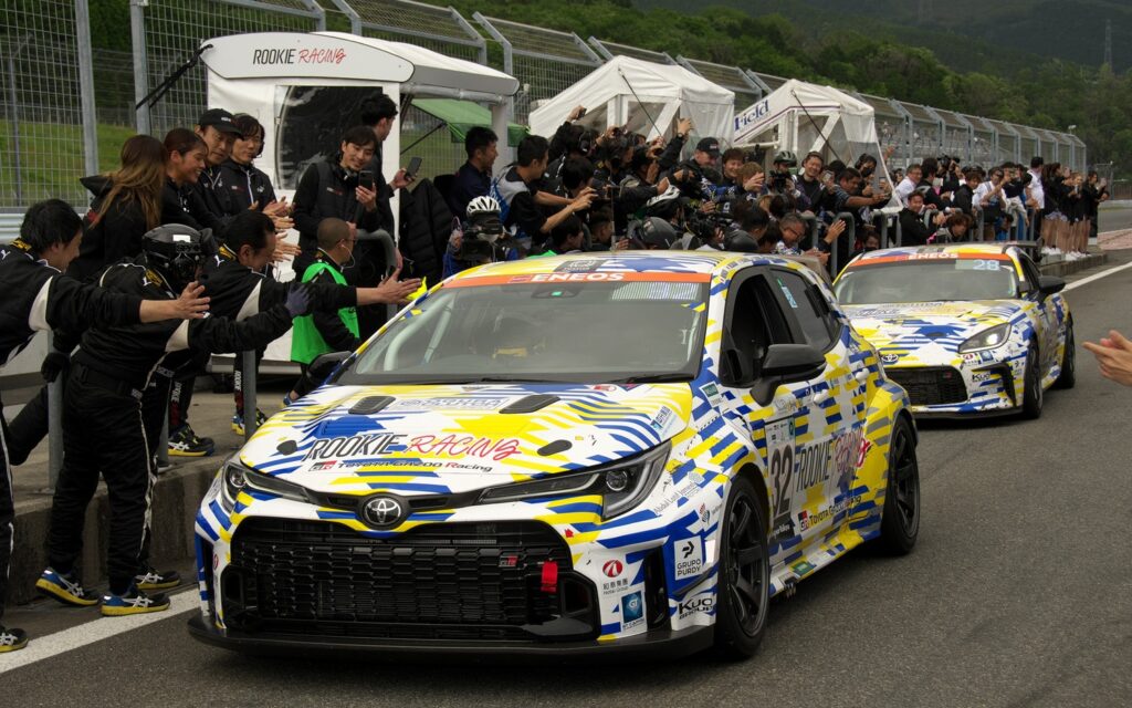 (video) Premieră: Toyota a elaborat prima mașină de curse care ...