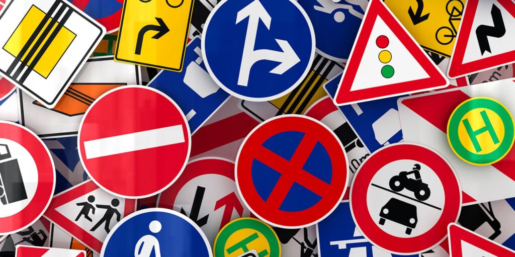 (doc) Toate indicatoarele rutiere din Moldova vor fi înlocuite cu unele ...