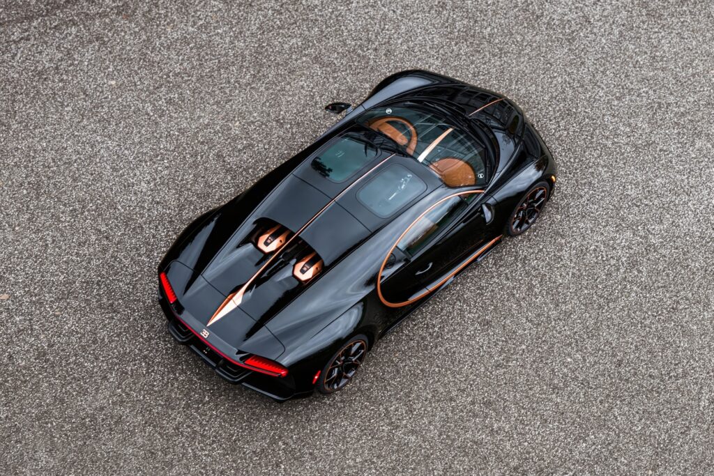 (foto) Bugatti a livrat ultimul Chiron standard în Canada