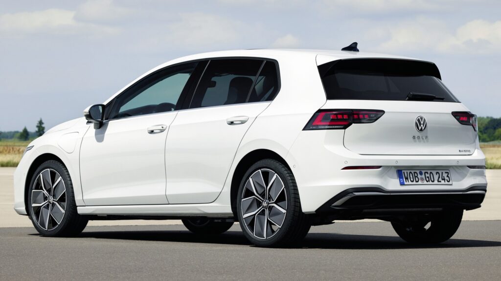 (video) Premieră mondială în an aniversar: Noile VW Golf, Golf Variant ...