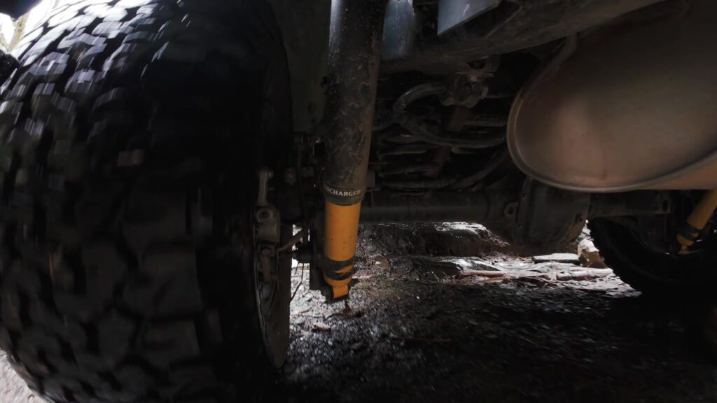 (video) Test off-road extrem: Prado AT37 vs Defender OCTA vs Grenadier ...