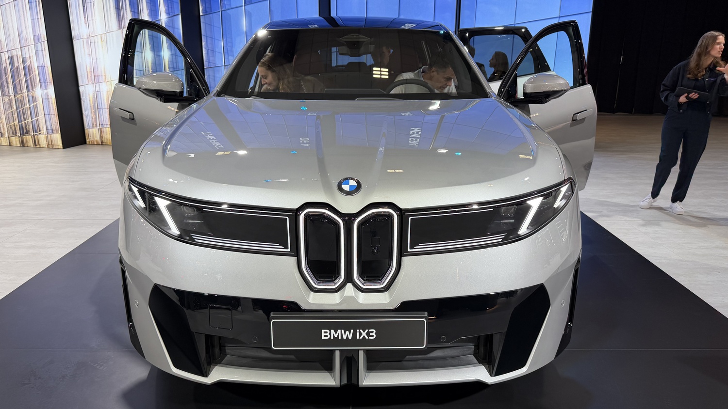 (video) Noul BMW iX3 – primul contact AutoBlog.MD